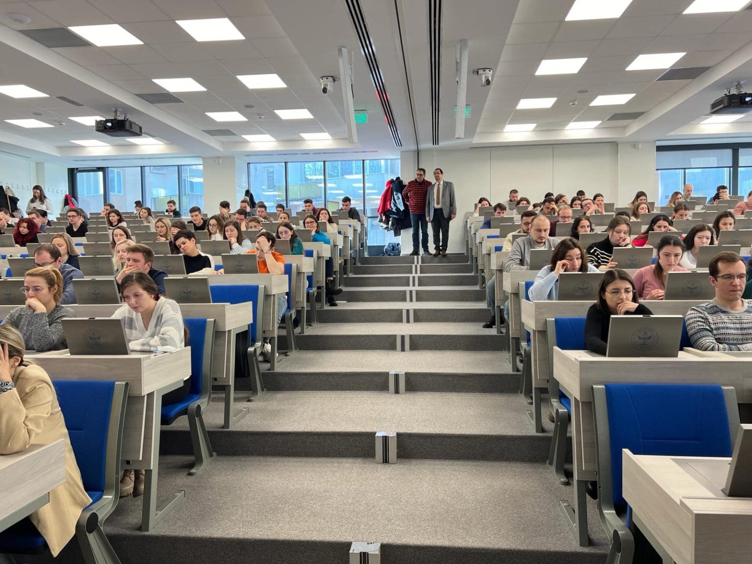 UMFST - Examen digital la UMFST G.E. Palade Târgu Mureș